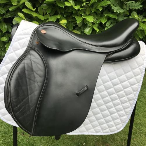Kent and Masters cob saddle For Sale in Upminster, Essex | Preloved