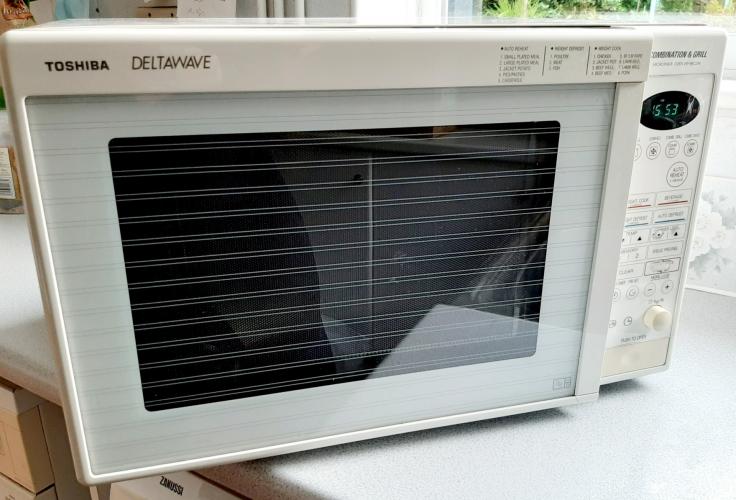 Toshiba Deltawave combination oven, microwave & grill For Sale in ...